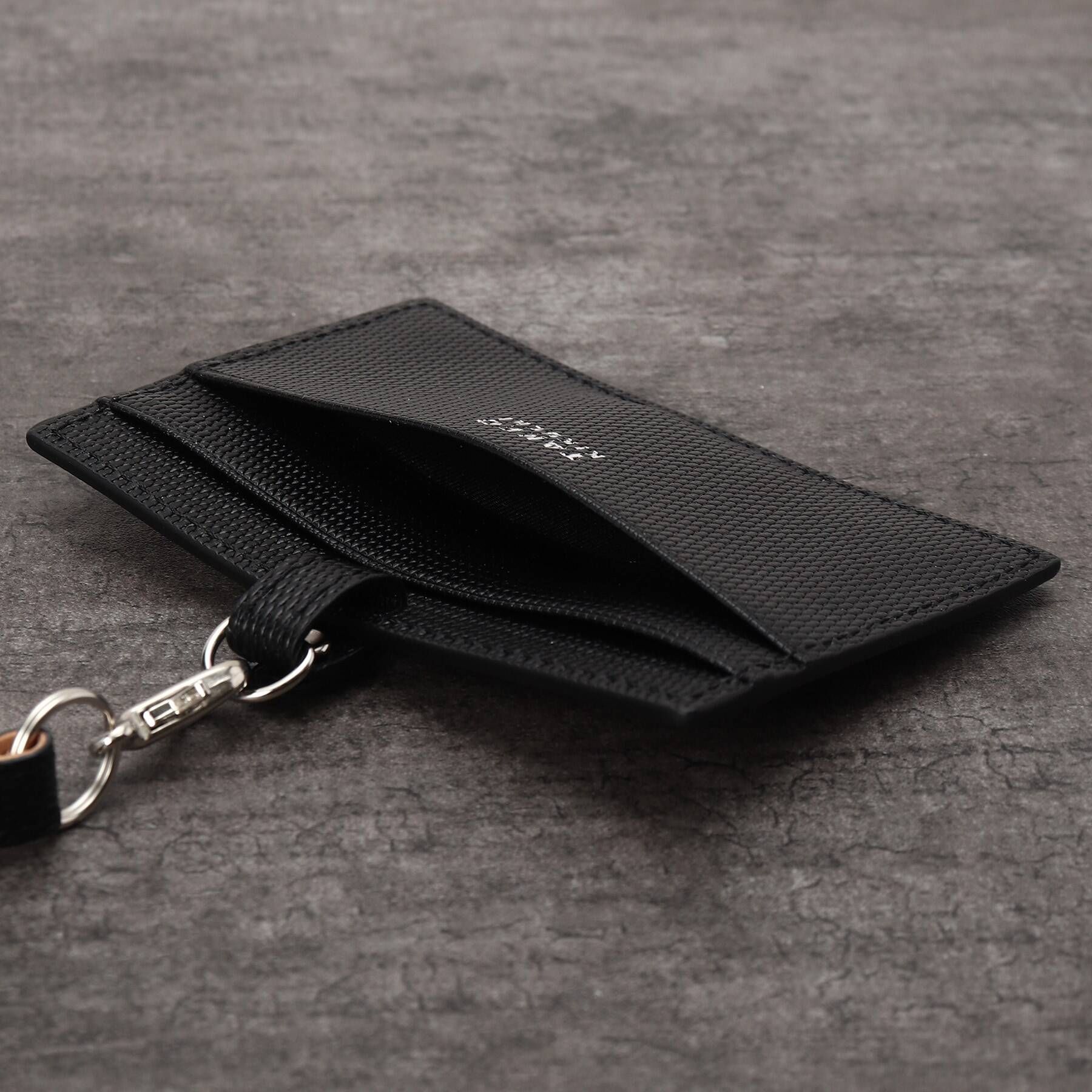 BLACK MESH ID CARD CASE WITH STRAP (07001523) – TAKEO KIKUCHI Thailand