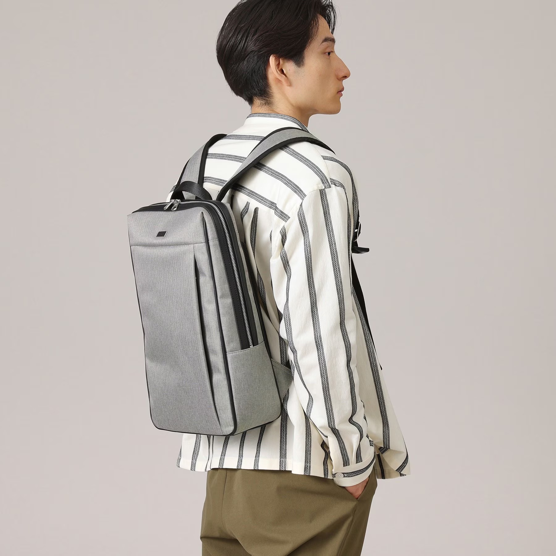 LIGHT GREY HERRINGBONE BACKPACK (07009303) – TAKEO KIKUCHI Thailand